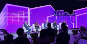 Blockchain & Linux: Exclusive Interview with Hyperledger's Daniela ...